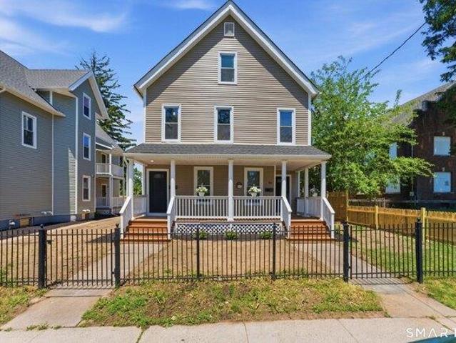 8 bedroom, Hartford CT 06120 104374872