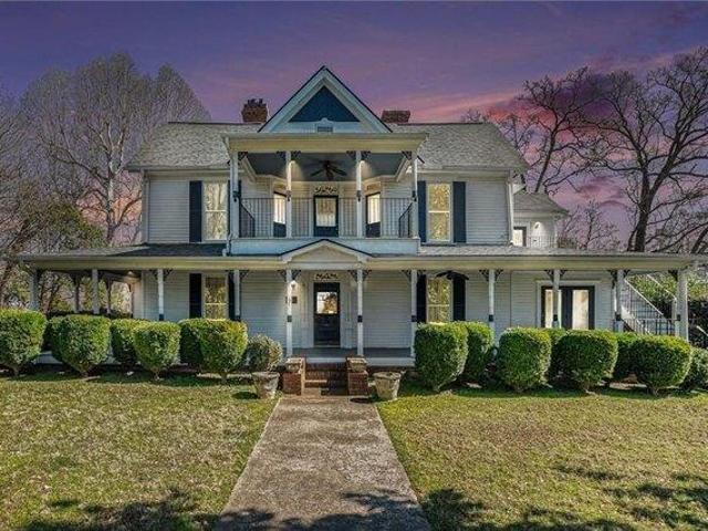 8 bedroom, Hartwell GA 30643 88798256