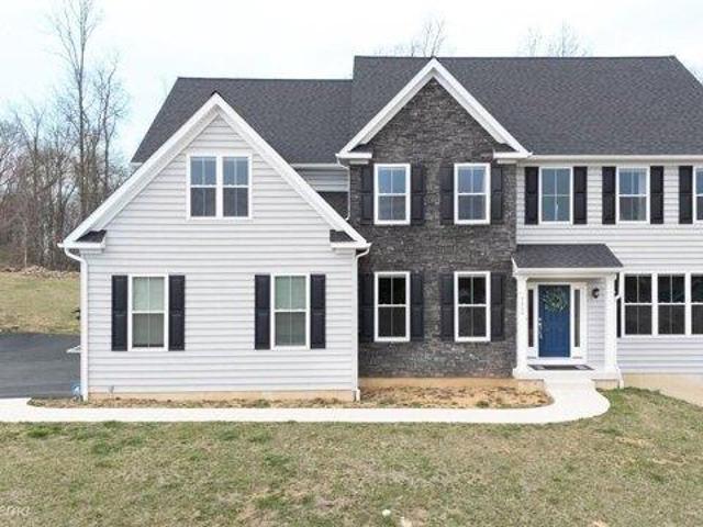 8 bedroom, Hellertown PA 18055 LS91431919