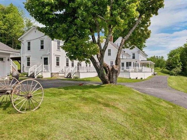 8 bedroom, Jefferson NH 03583 LS103075029