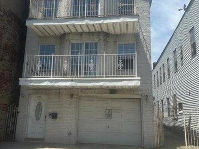 8 bedroom, Jersey City NJ 07305 102708052