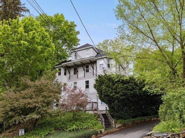 8 bedroom, Orange MA 01364 LS101801020