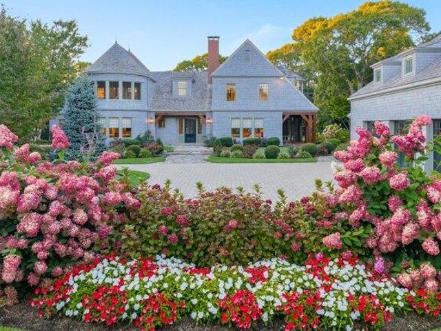 8 bedroom, Osterville MA 02655 102029601