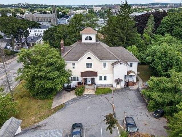 8 bedroom, Lawrence MA 01843 104654225