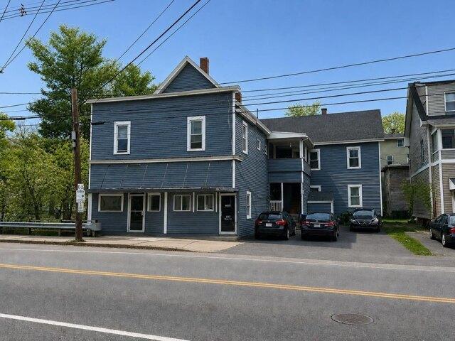 8 bedroom, Laconia NH 03246 104510778
