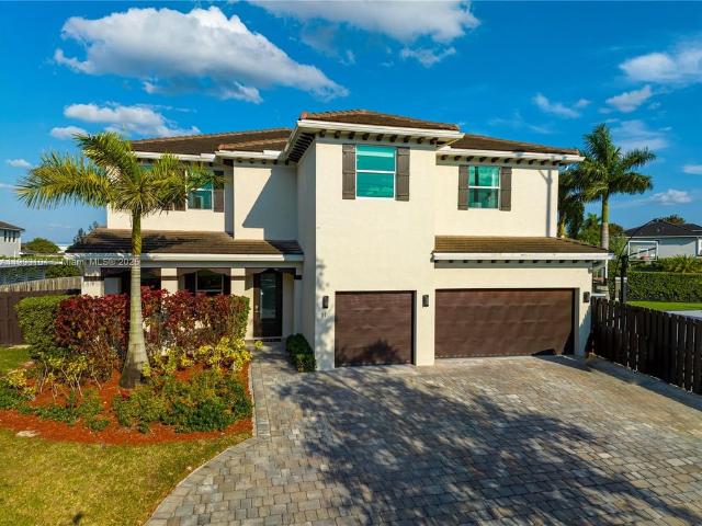 8 bedroom luxury Villa for rent in Miami Terrace Mobile Home, Florida