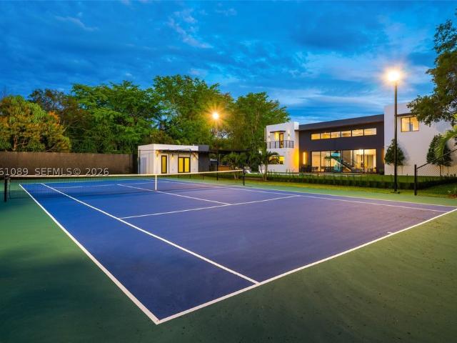 8 bedroom luxury Villa for rent in Pinecrest, Florida