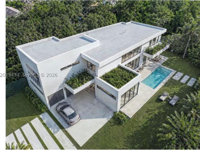 8 bedroom luxury Villa for sale in Miami, Florida