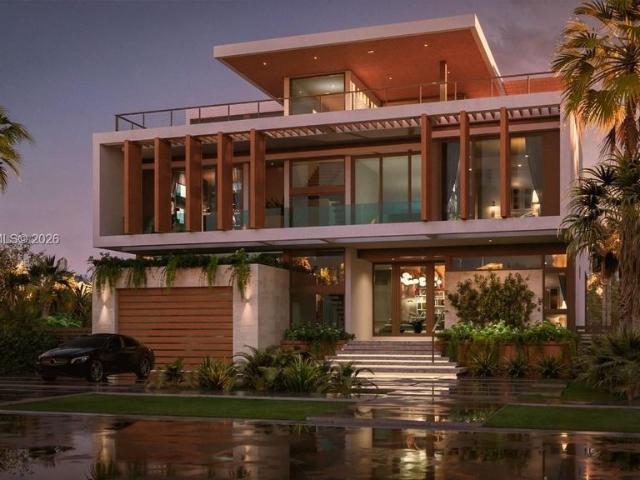 8 bedroom luxury Villa for sale in North Miami, Florida