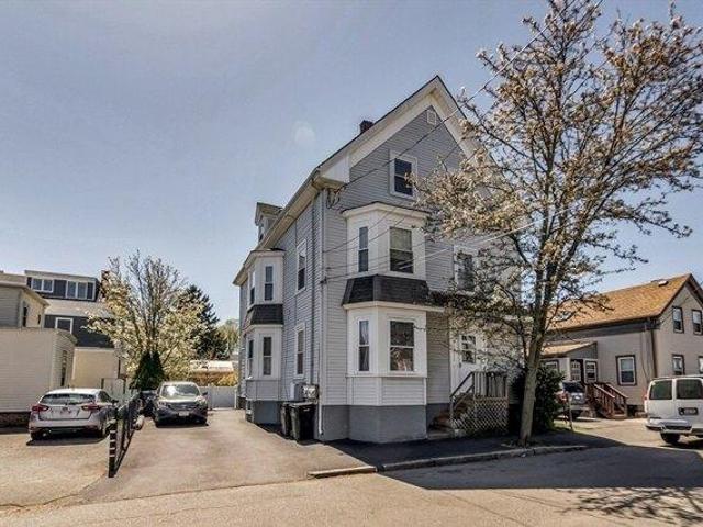 8 bedroom, m MA 01970 LS102531491