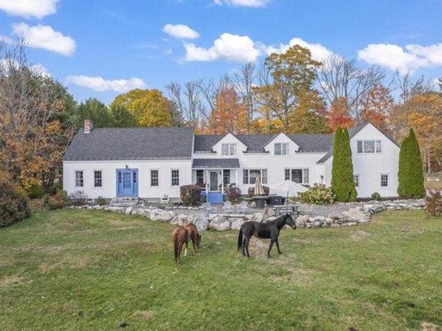 8 bedroom, Mount Vernon ME 04352 102346006