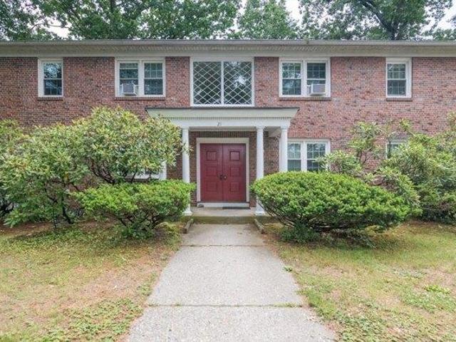 8 bedroom, Montague MA 01376 104761172