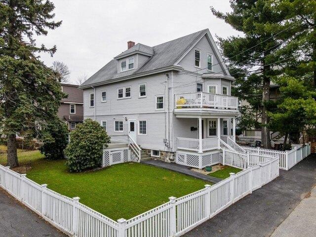 8 bedroom, Medford MA 02155 LS102828497