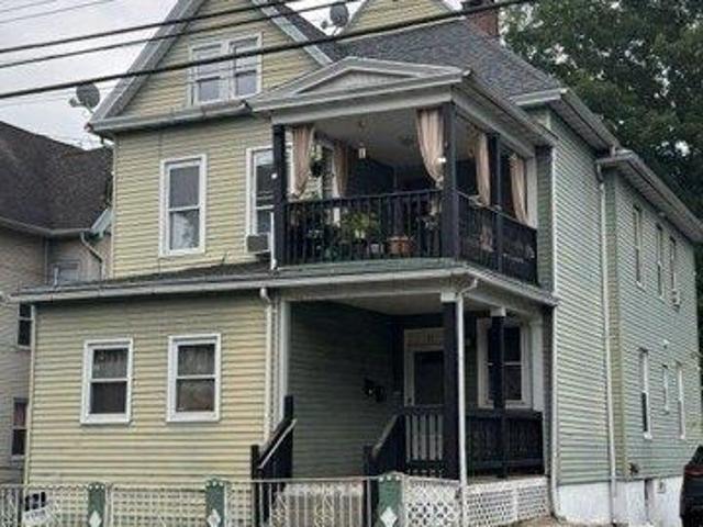 8 bedroom, Meriden CT 06451 104333033