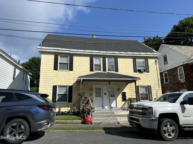 8 bedroom, North Adams MA 01247 LS91795677