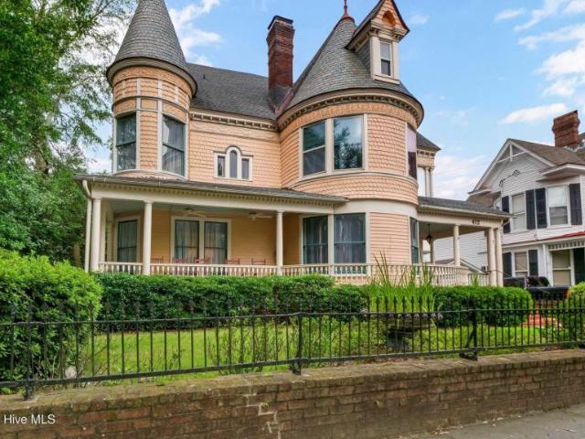 8 bedroom, NC NC LS101341381