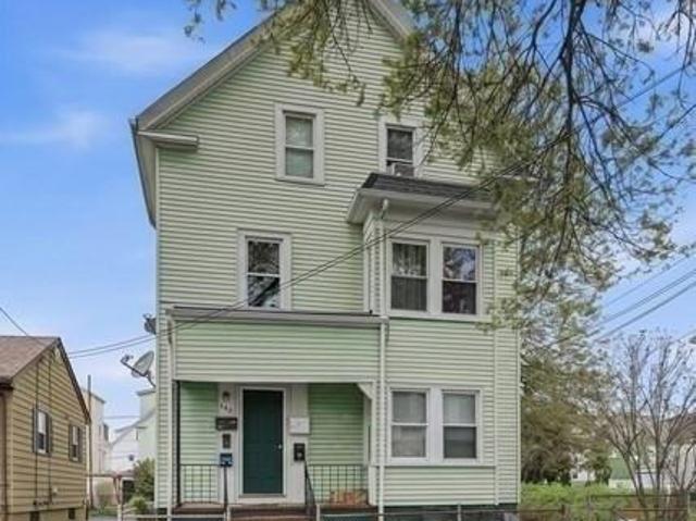 8 bedroom, New Bedford MA 02744 105144557
