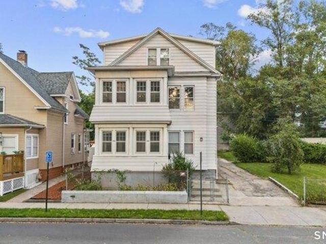 8 bedroom, New Haven CT 06519 104375818