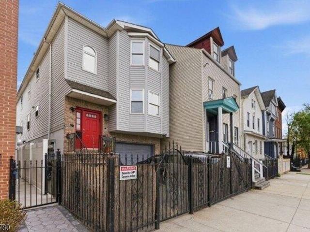 8 bedroom, Newark NJ 07104 LS101750853