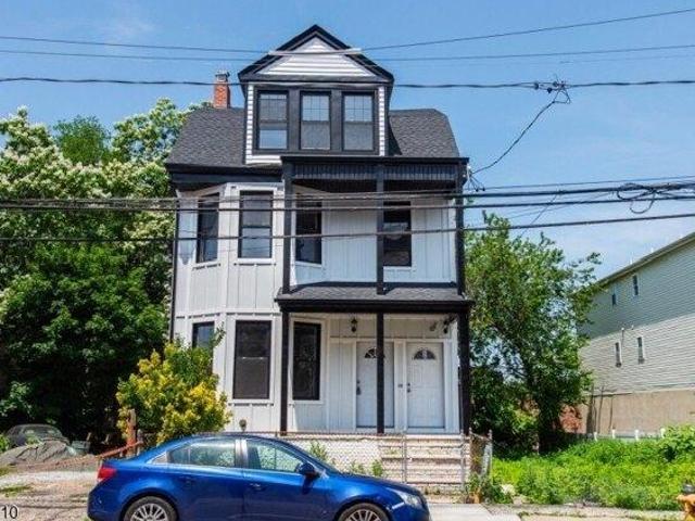 8 bedroom, Newark NJ 07107 105173111