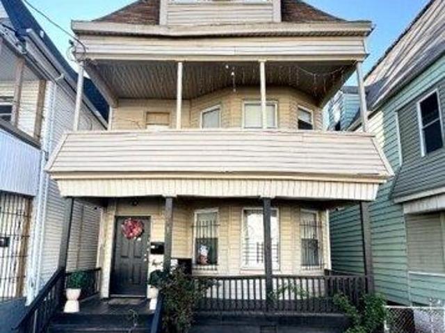 8 bedroom, Newark NJ 07108 102284006