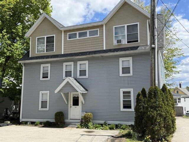 8 bedroom, Newmarket NH 03857 102531632