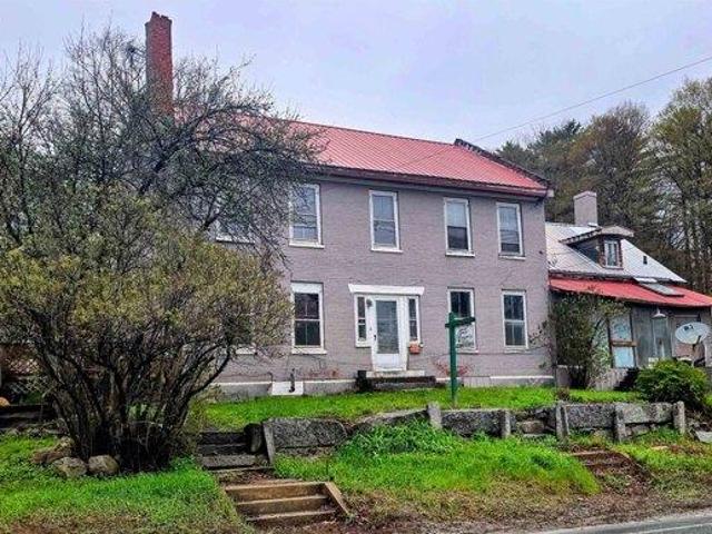8 bedroom, Newport NH 03773 102632951