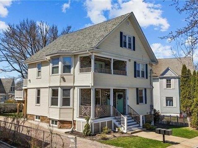 8 bedroom, Newport RI 02840 102064260