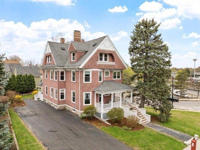 8 bedroom, Newton MA 02465 102961355