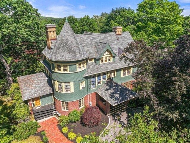 8 bedroom, Newton MA 02466 104791976