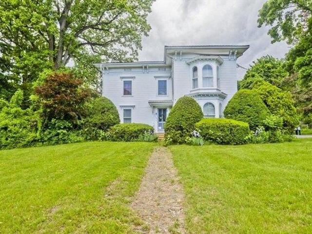 8 bedroom, South Hadley MA 01075 103223036