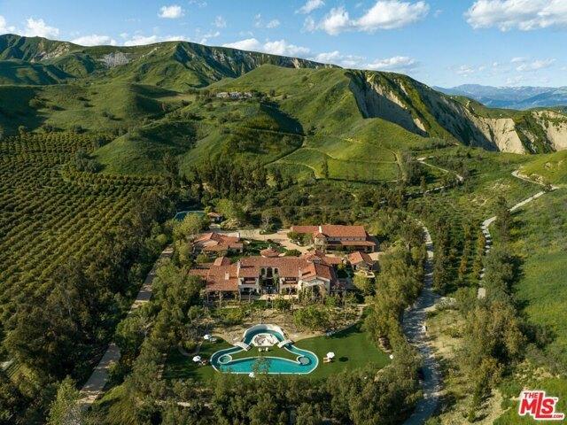 8 bedroom, Somis CA 93066 88422851