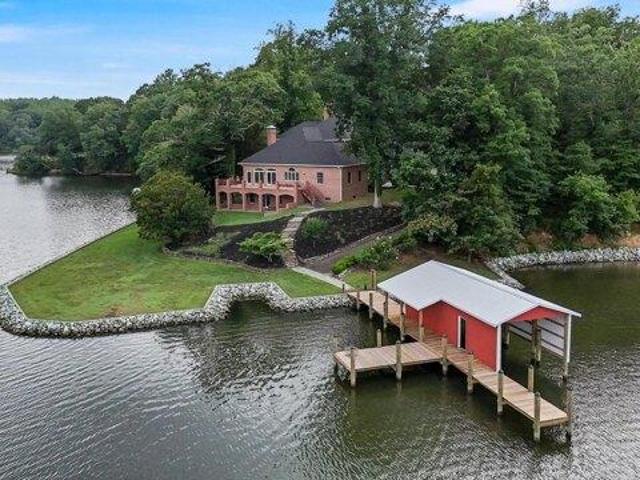 8 bedroom, Saint Leonard MD 20685 104902929