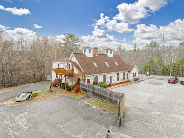 8 bedroom, Sandown NH 03873 LS102256172