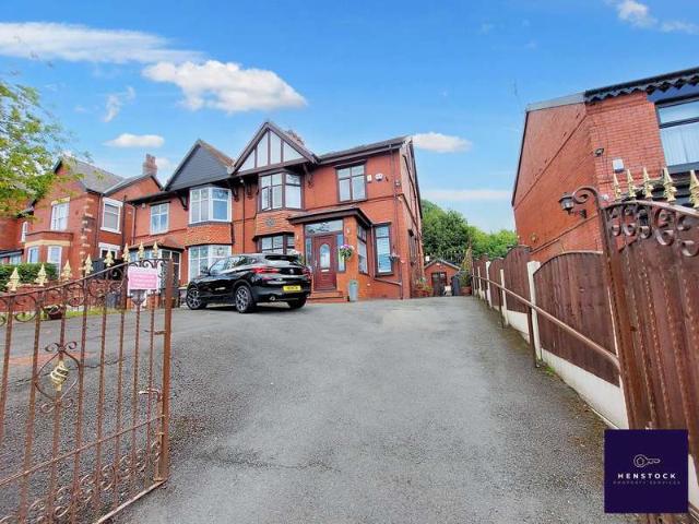 8 Bedroom Semi Detached House