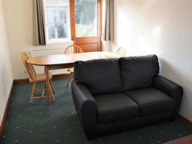 8 bedroom Semi detached house to rent