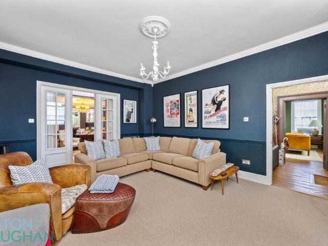 8 bedroom semi detached house to rent