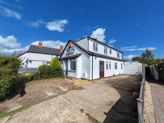 8 bedroom semi detached house to rent