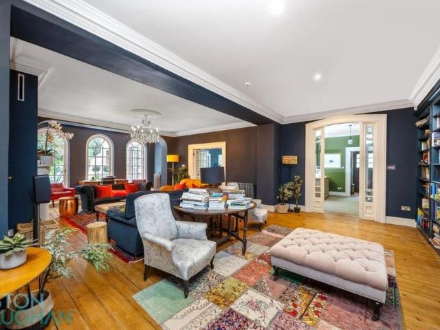 8 bedroom semi detached house to rent