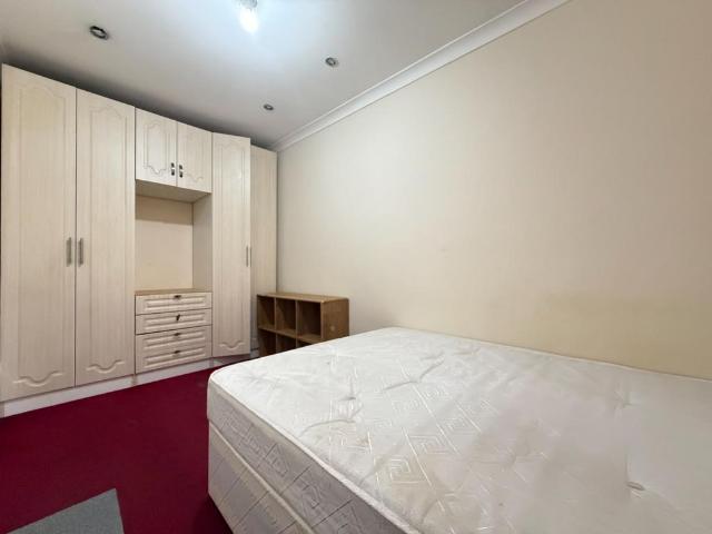 8 bedroom semi detached house for sale