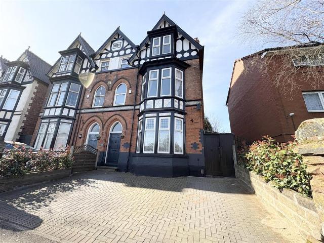 8 bedroom semi detached house for sale