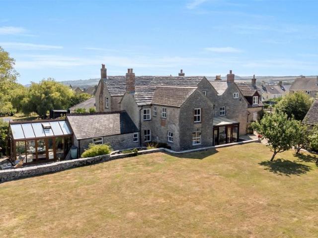 8 bedroom semi detached house for sale