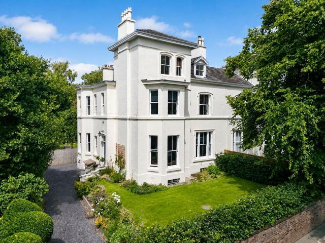 8 bedroom semi detached house for sale