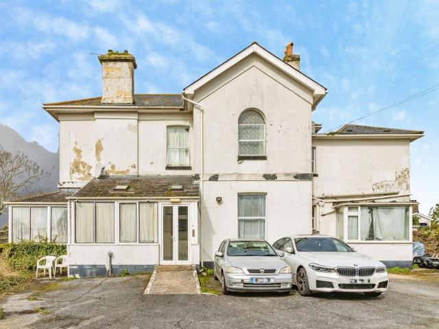 8 bedroom semi detached house for sale