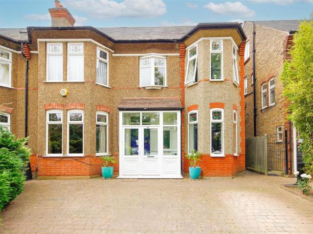 8 bedroom semi detached house for sale