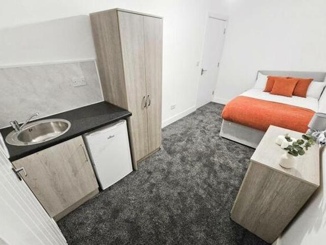 8 Bedroom Semi detached House For Sale In Birmingham