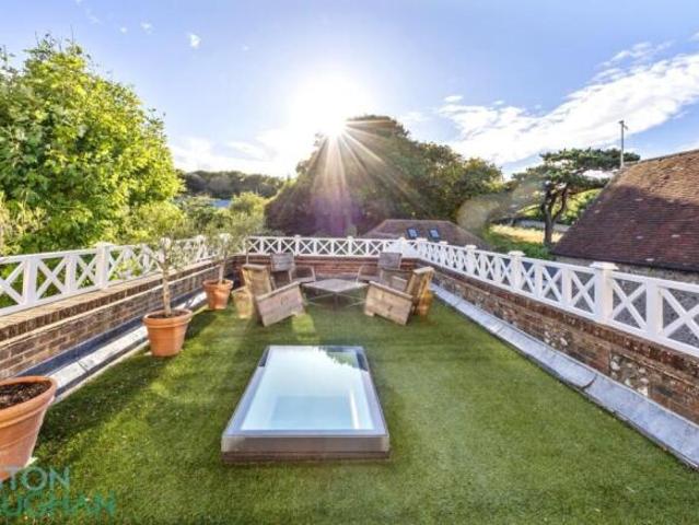 8 bedroom semi detached house for rent in The Green, Rottingdean, Brighton, BN2