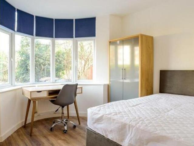 8 Bedroom Semi detached House For Rent In Beeston