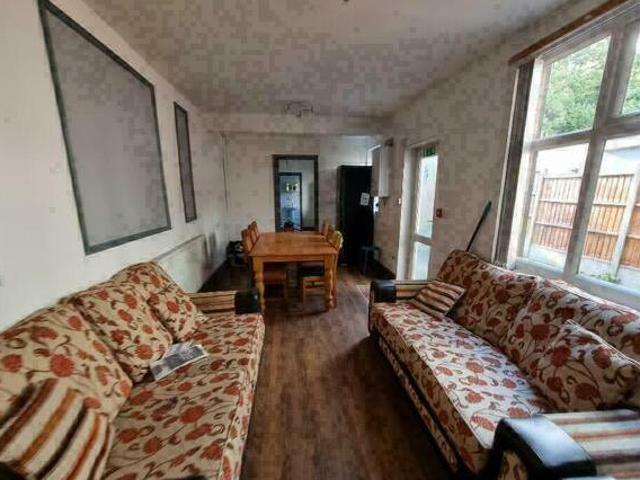 8 Bedroom Semi detached House For Rent In Birmingham