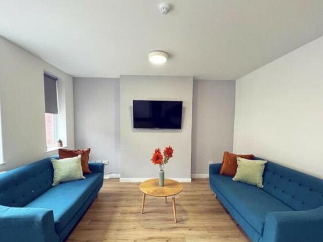 8 Bedroom Semi detached House For Rent In Liverpool, Merseyside
